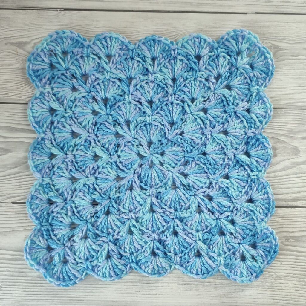 Shells Blanket Stitch Crochet Tutorial + Video - Crafting Happiness