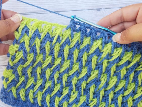 How To Crochet The Feather Stitch (In Single And Multiple Colors ...